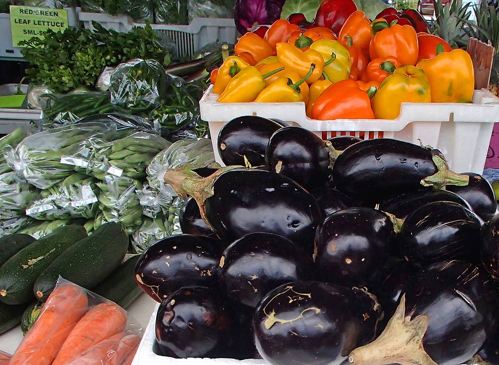 Secret Hawaii: Maku'u Farmers' Market in Puna on the Big Island ...