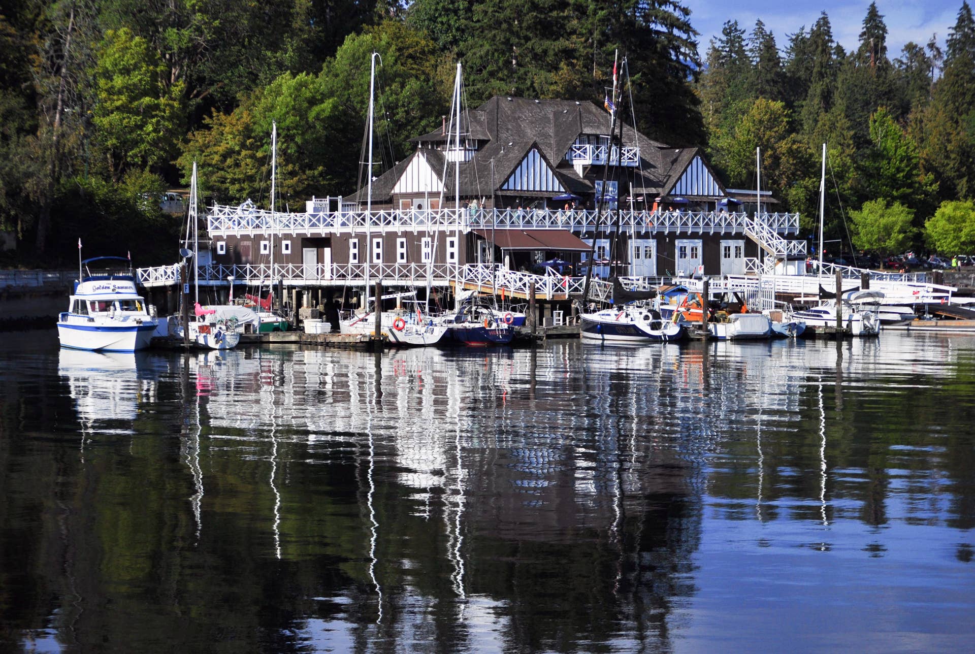 Stanley Park Vancouver Logo Stanley Park In Vancouver | Expedia.co.uk