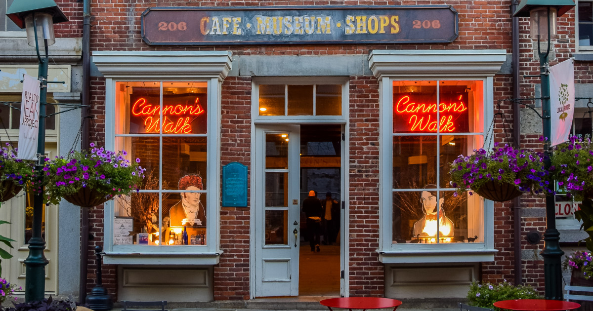 Hidden 'Secret Alley' in New York City Is a Cool Piece of History ...