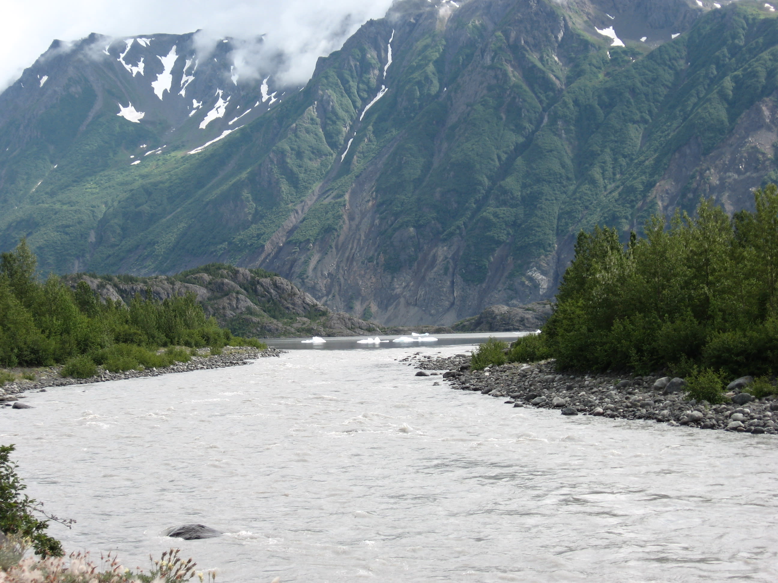 Alaska Living: A Day in the Life of a Typical Alaskan - Wanderwisdom