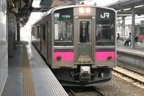 Understanding Japanese Culture: The Concept of Enryo - Wanderwisdom