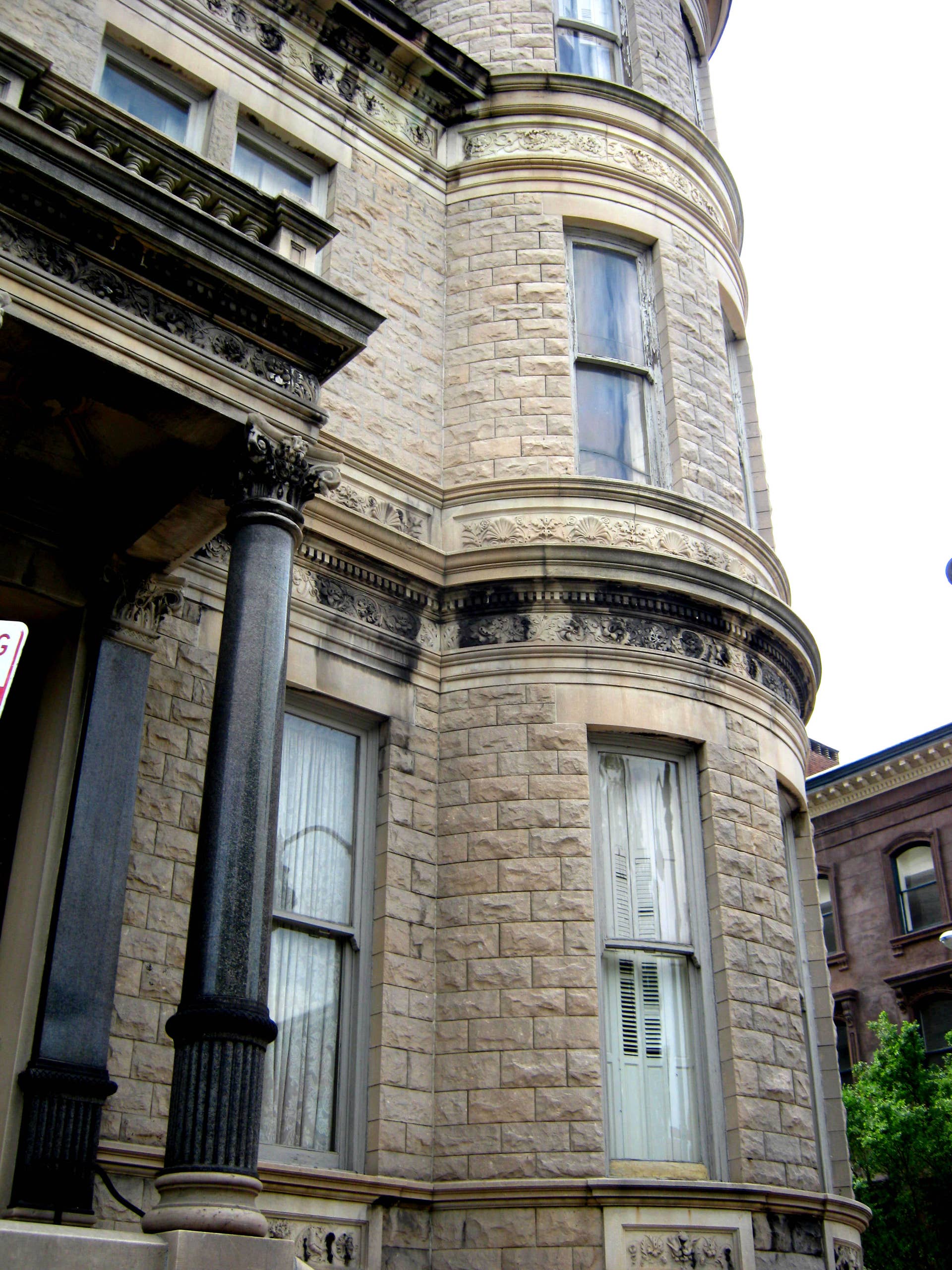 Baltimore's Beautiful and Historic Mount Vernon Place - Wanderwisdom