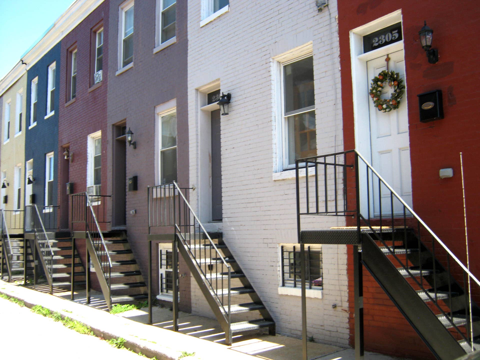 The History of Baltimore Rowhouses - Wanderwisdom