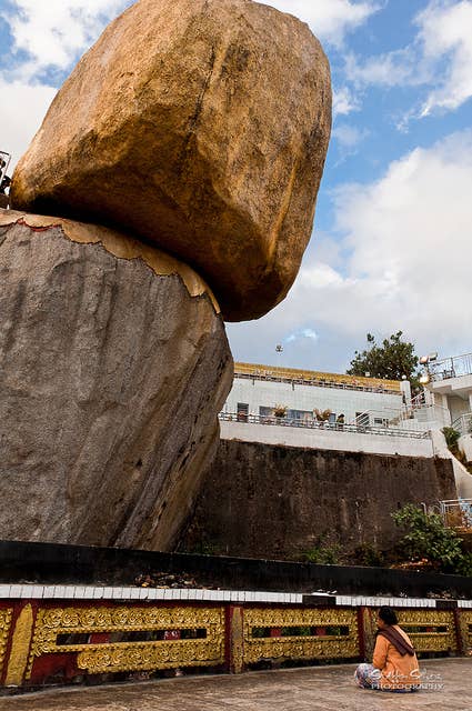 10 Amazingly Balanced Rock Formations to Visit Before They Disappear ...