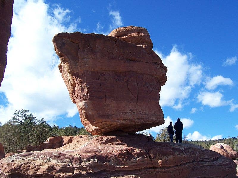 10 Amazingly Balanced Rock Formations to Visit Before They Disappear ...