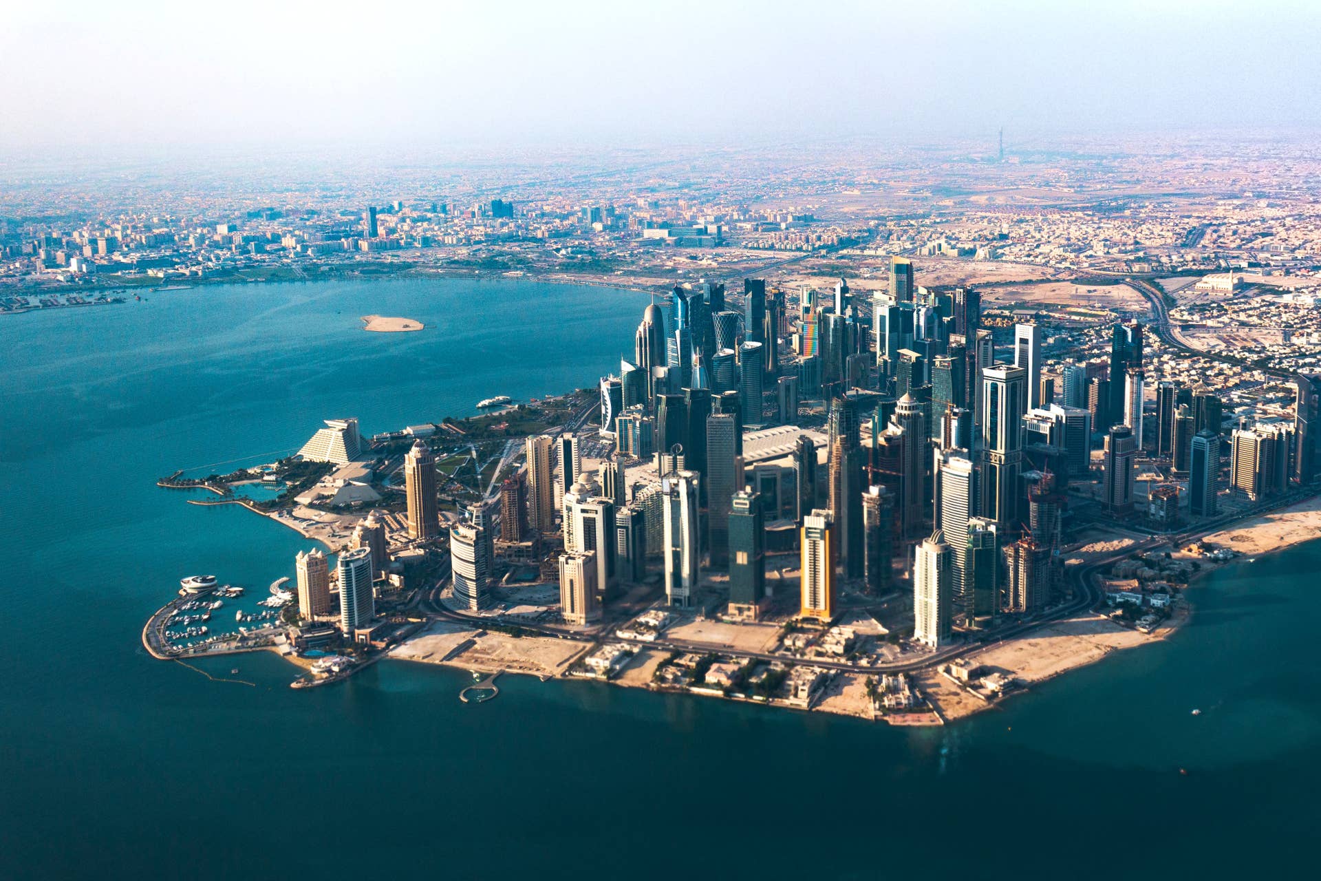 How to Deal With Extreme Heat and Humidity in Doha, Qatar - Wanderwisdom